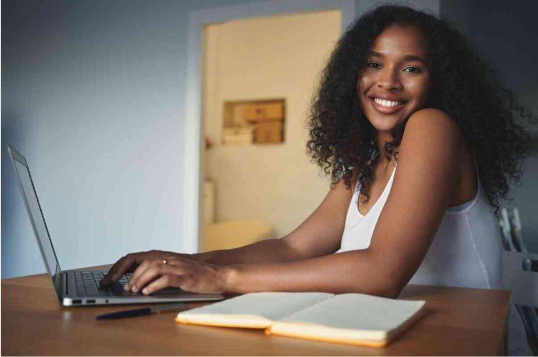 How WriterPro Helps With Online Writing Jobs in Kenya | Hellopredict.com